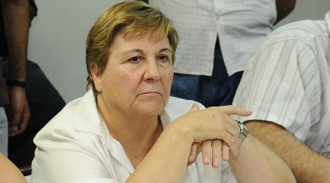 Otro round de Ate y Ampros contra Roby