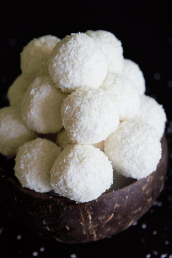 Dulce delicia: disfruta de estos ricos bombones de coco ¡en 15 minutos!