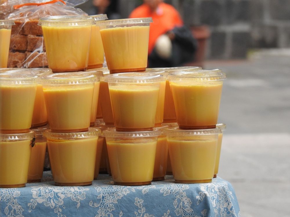 Así se prepara el mejor flan de rompope en pocos minutos
