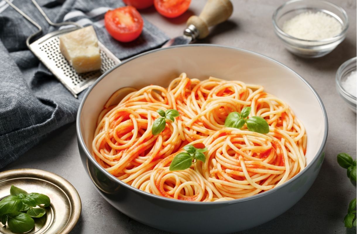 Al pomodoro: prepara un delicioso plato de pastas