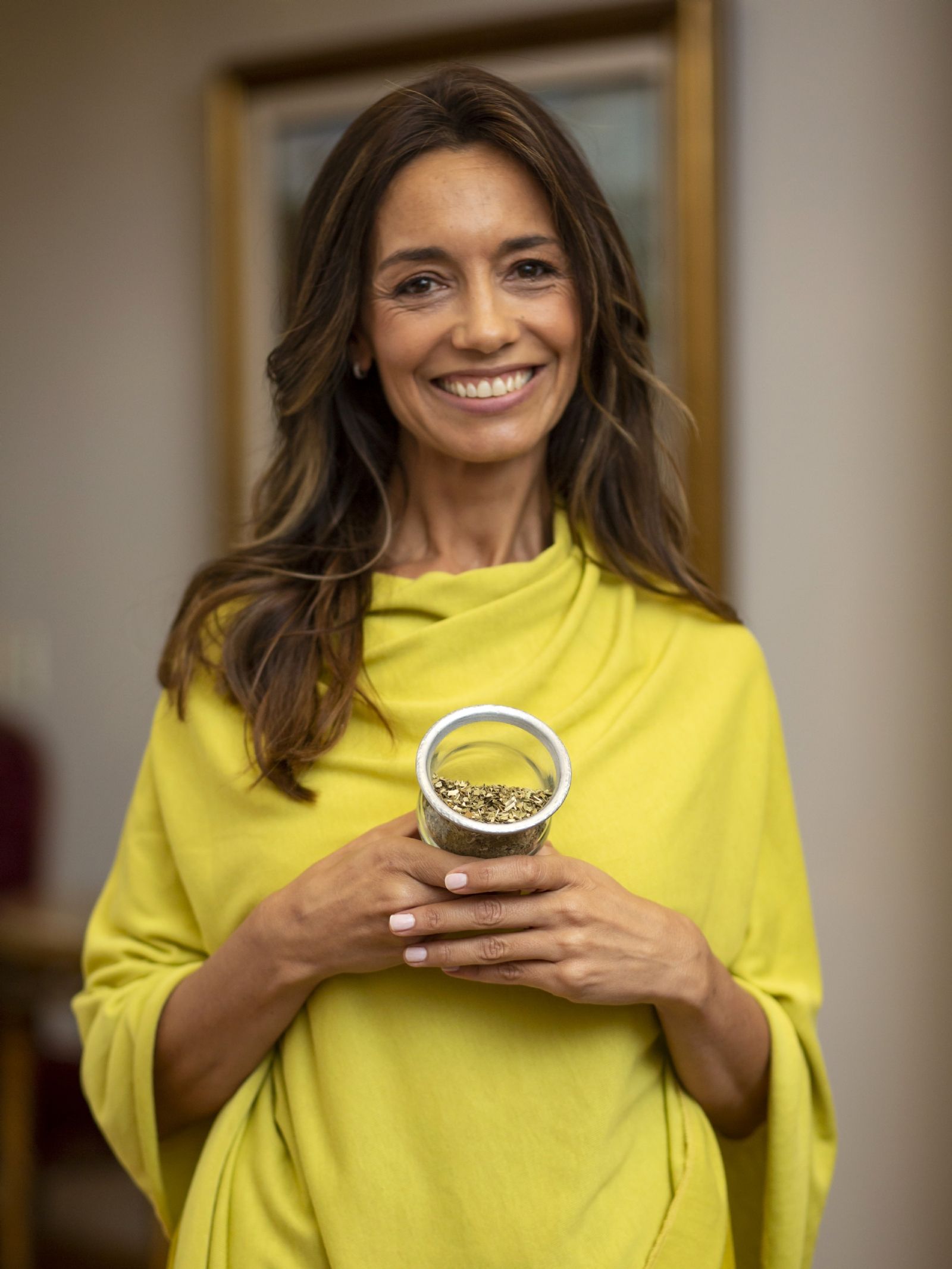 Cómo cebar el mate perfecto, según una especialista en cata de yerba