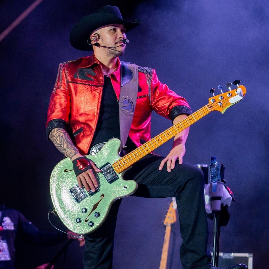 René Esparza: Conoce al guapo integrante de Bronco y también hijo de ...