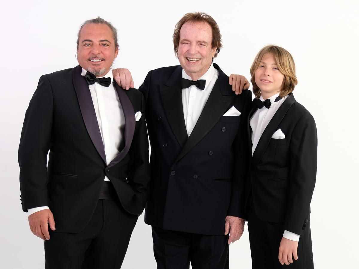Dyango, su hijo y su nieto brillan sobre el escenario