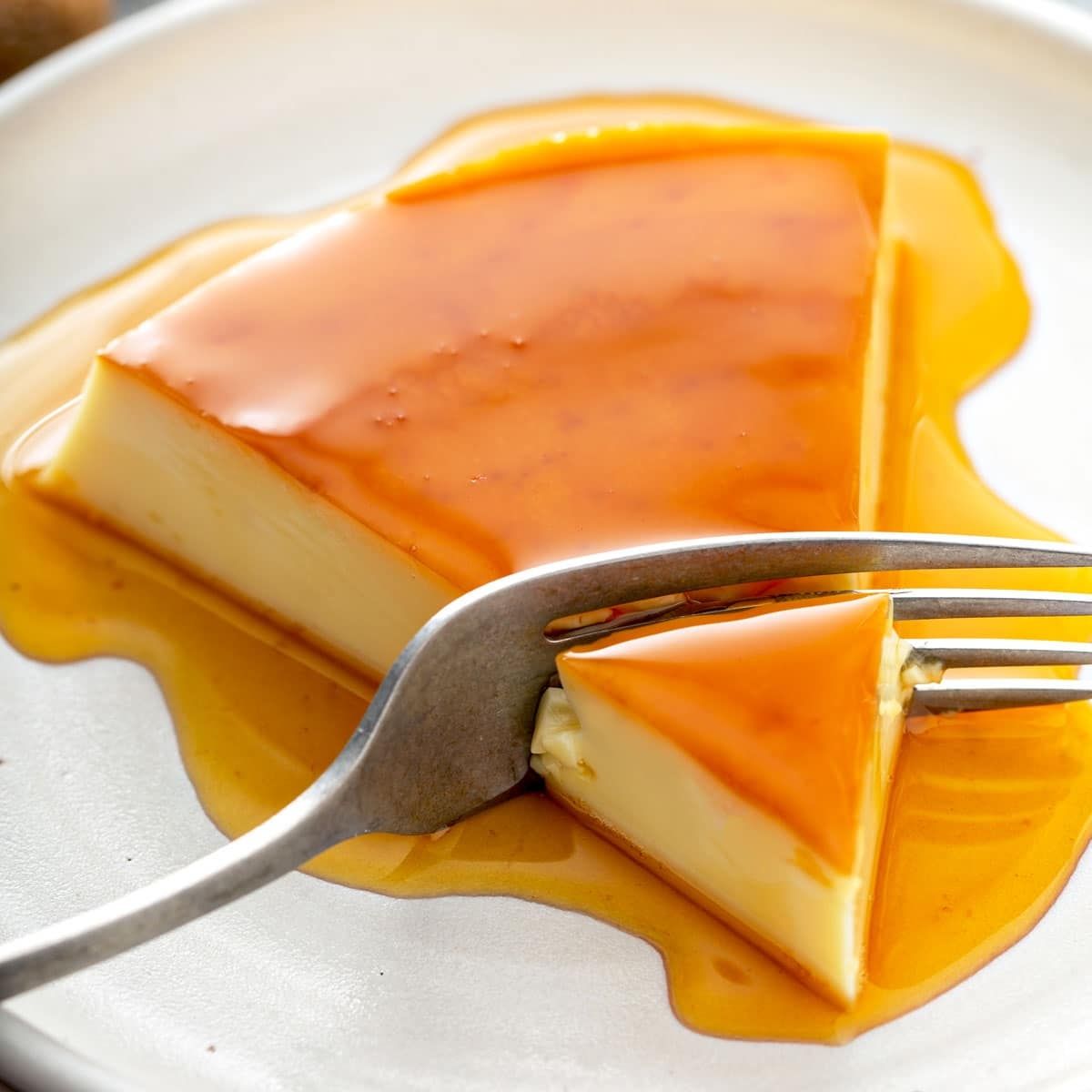 Flan con caramelo casero: El postre perfecto para cualquier ocasión