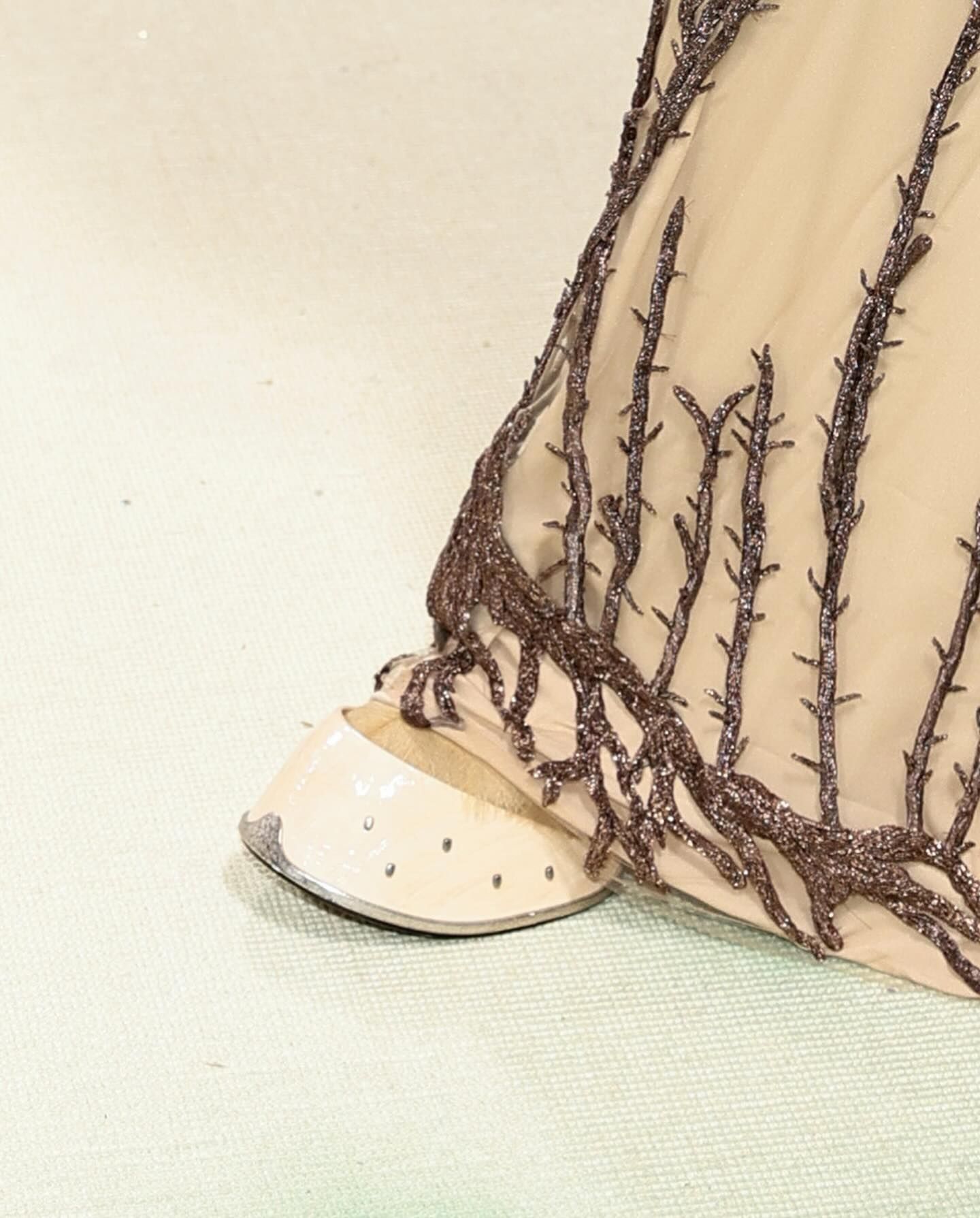 El árbol de la vida: el impactante look de Lana del Rey en la Met Gala