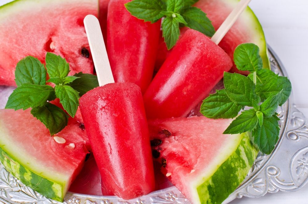 Aprende a hacer paletas de sandía: dulzura natural en cada mordisco