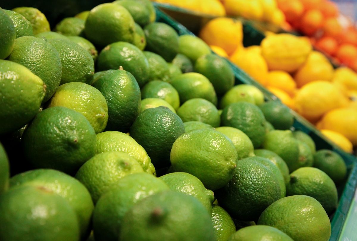 El trucazo casero para preparar un desinfectante casero con limón