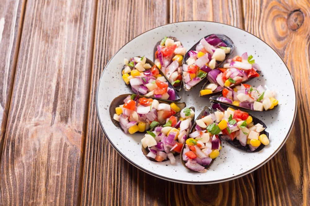 Cómo preparar choros a la chalaca: un sabor fresco y exquisito
