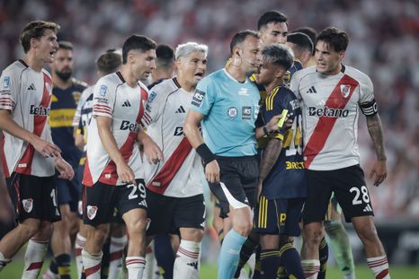 Héctor Paletta, VAR del Superclásico, reveló la jugada en la que habría ...