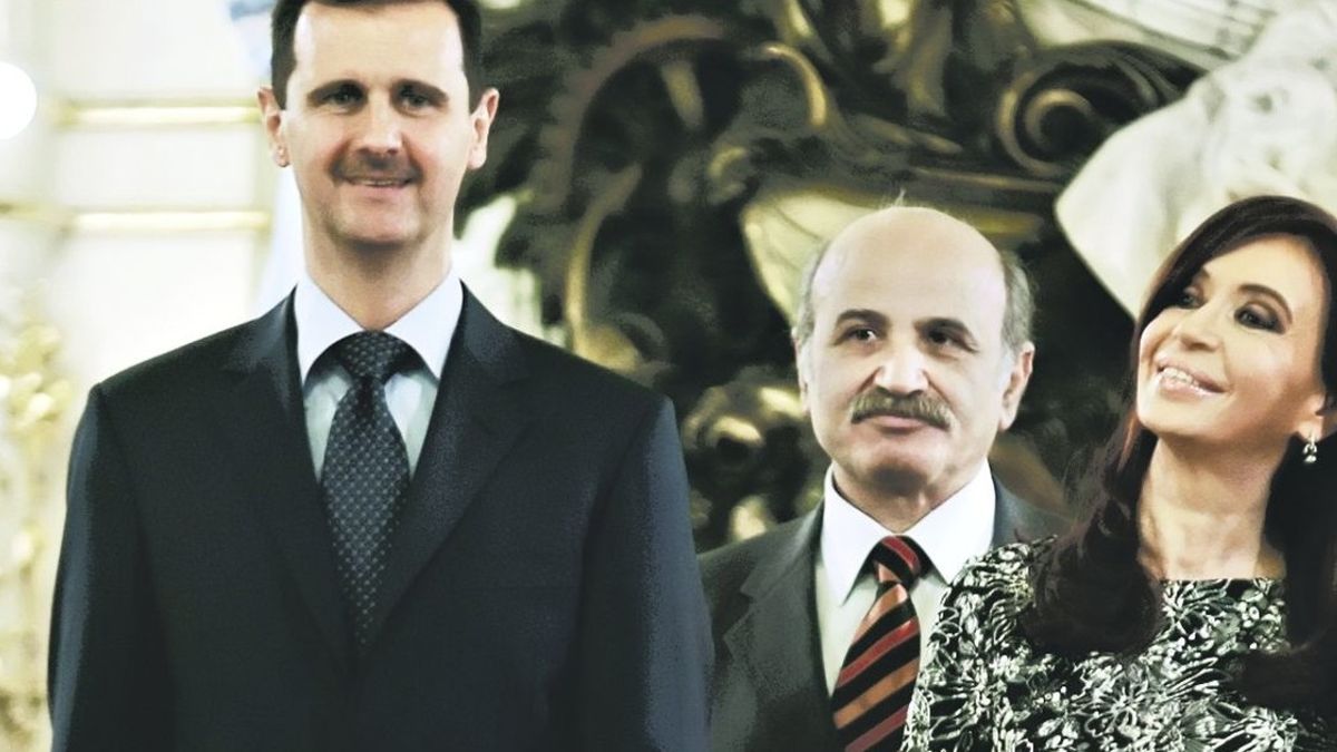 La caída de Al Assad: el día que Cristina Fernández de Kirchner recibió al sirio a pura sonrisa
