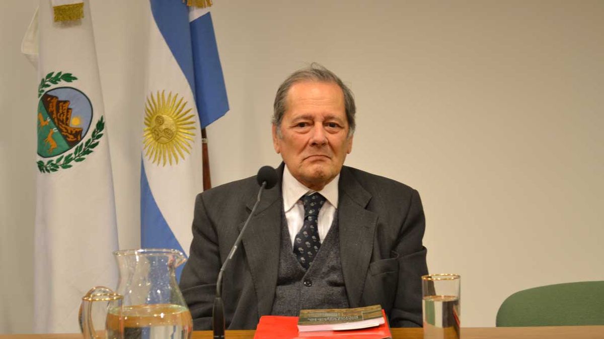 La Champagnat distingue a Luis Moisset de Espanés
