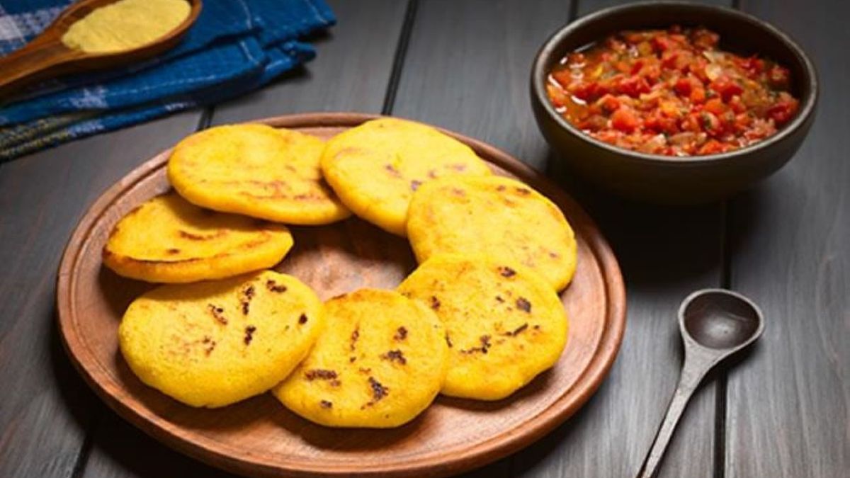 Aprende a preparar arepas colombianas con esta sencilla receta