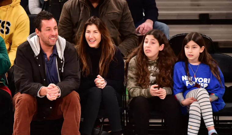 Cuántos hijos tiene Adam Sandler y con quién