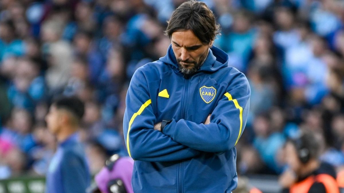Los 7 técnicos que aparecen en el radar de Boca si no sigue Diego Martínez