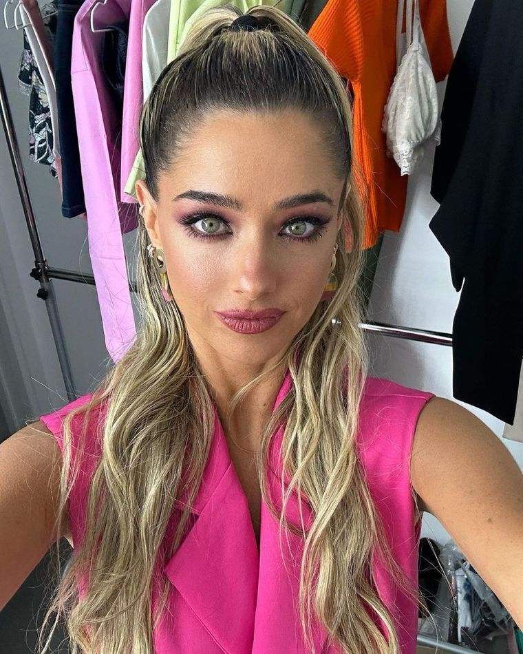 Sol Rivas y Jesica Cirio muestran cómo llevar botas de denim