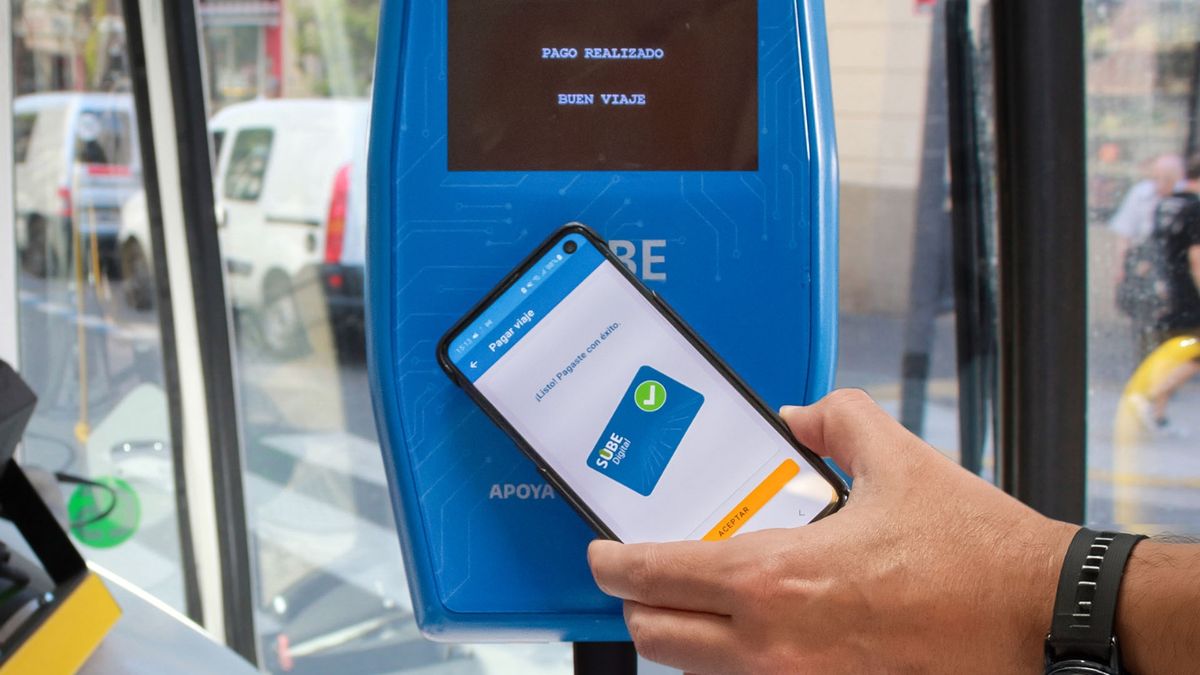 Pagos con código QR, tarjeta y celular: todas las líneas de colectivos ...