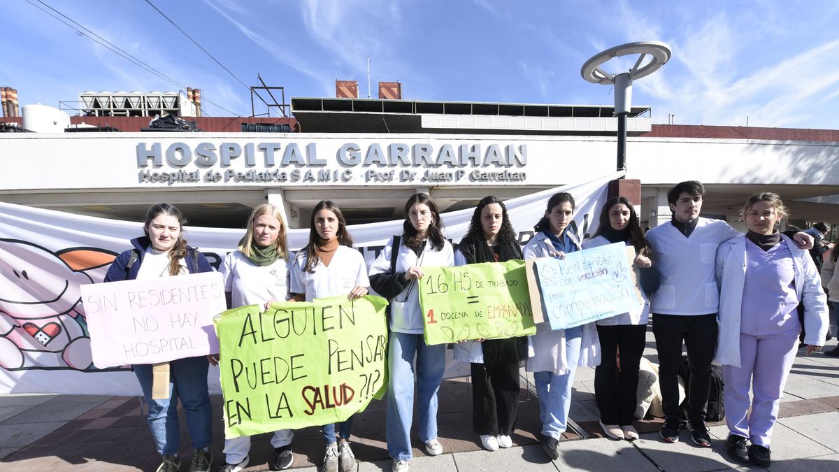 Crisis en el Hospital Garrahan: los duros testimonios de los manifestantes