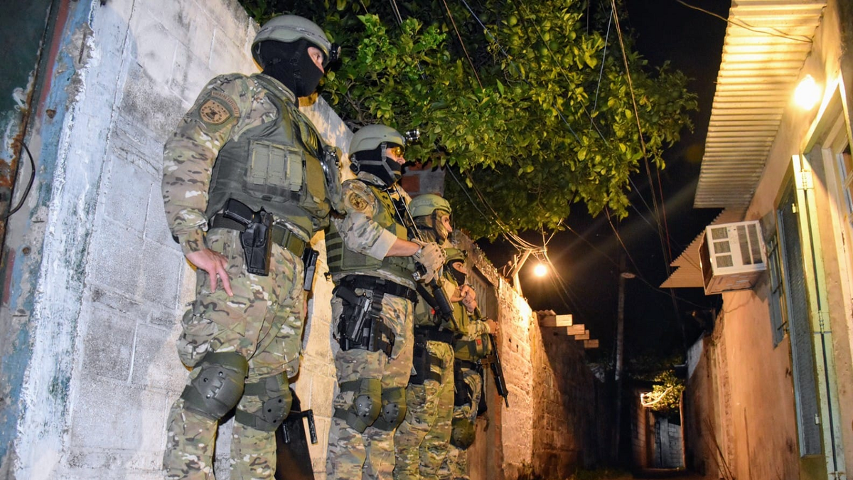 El Gobierno creó el Comando Unificado de Fuerzas Federales: cómo y ...
