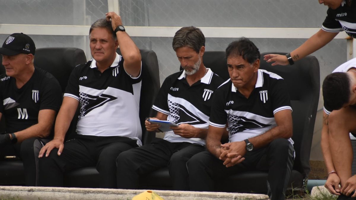 La condición de Fernando Porreta para que Darío Alaniz siga como DT en ...
