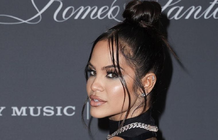 Natti Natasha deslumbra con sus movimientos de baile y sacude las redes