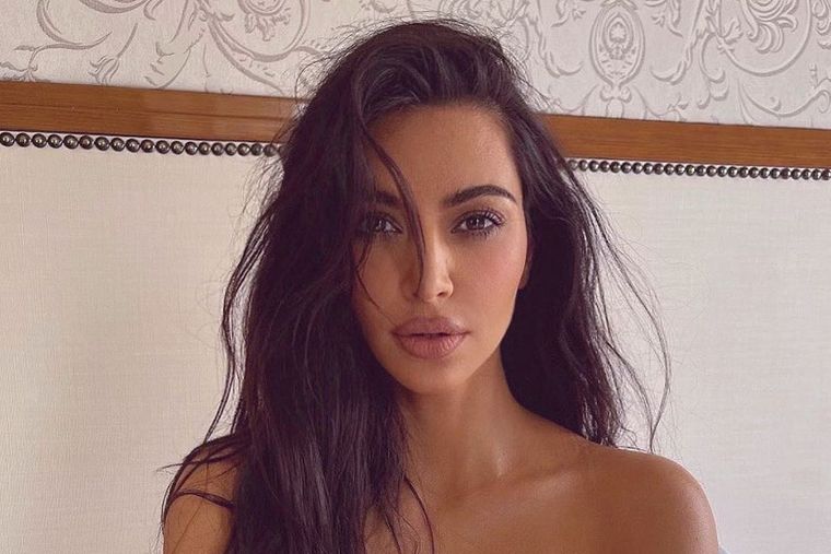 Kim Kardashian es acusada de abusar del Photoshop en Instagram al ...