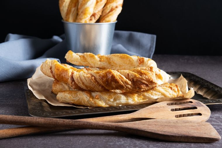 Palitos de queso irresistibles: receta clásica de panadería, para ...