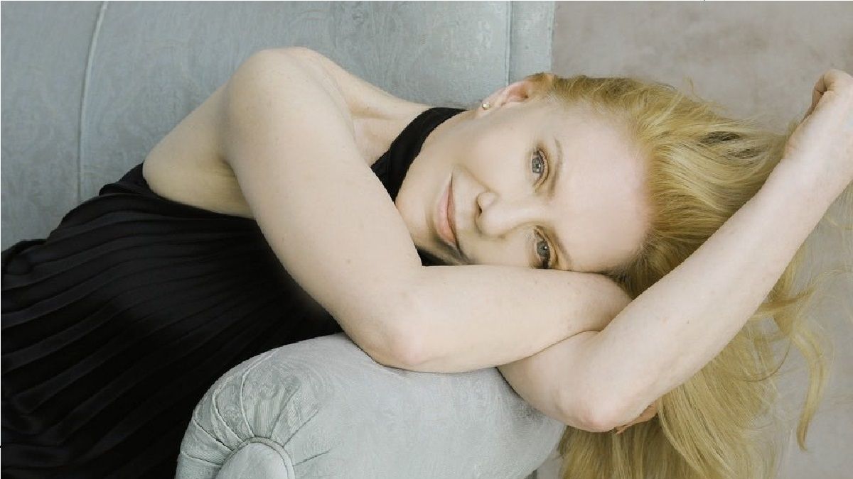 Así lucía Cecilia Roth en Todo sobre mi madre, en 1999