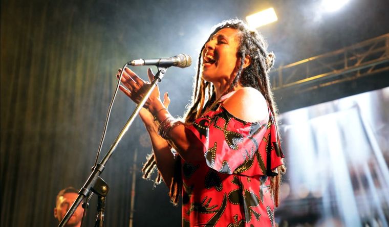 El teatro Independencia recibirá la música de Mariela Contreras y su ...