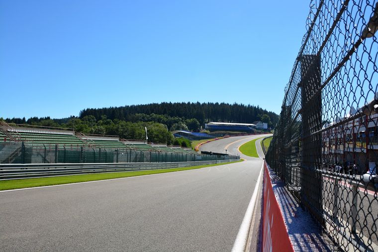 Franco Colapinto se enfrenta a Eau Rouge, la curva más temida de la ...