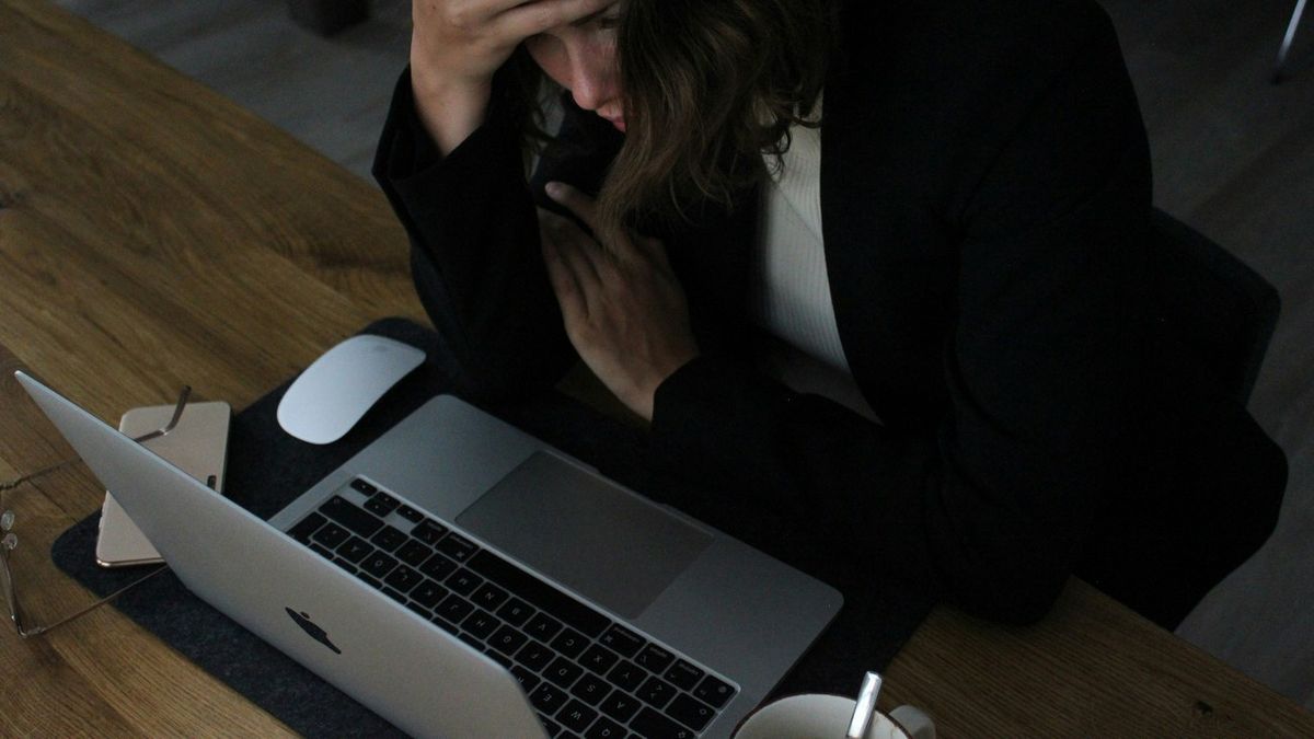 Seis pasos para prevenir el burnout y desconectar este fin de año