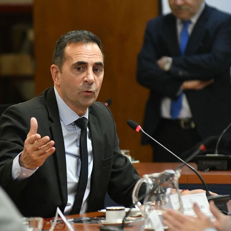 Nuevas renuncias en el Gobierno: se fueron dos funcionarios de la ...