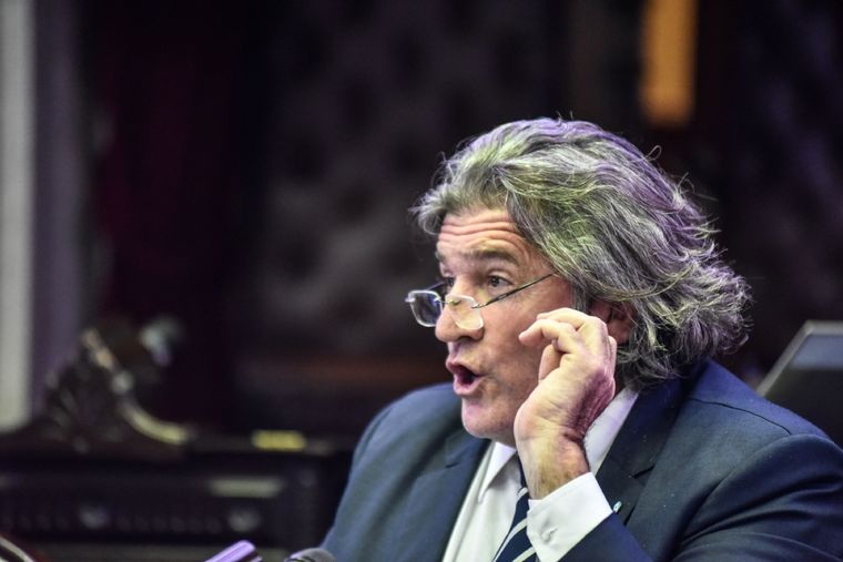 Un diputado mendocino presentó un proyecto para que los trabajadores ...