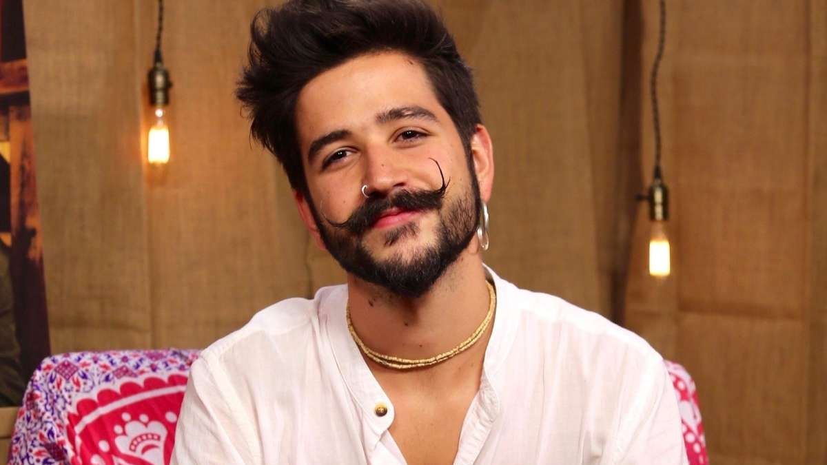 El detalle que escogió Camilo para su look: qué se puso el músico