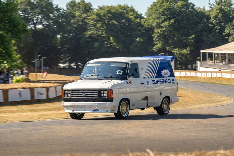Ford exhibe las cinco generaciones de la Supervan en el Festival de ...