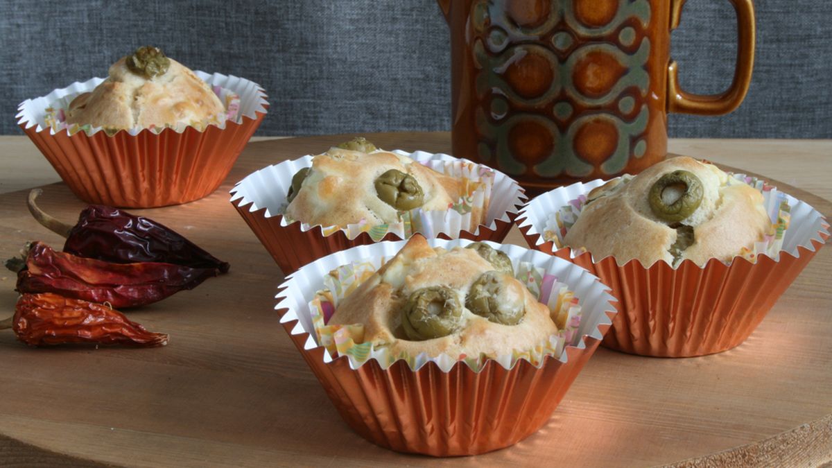 Receta de muffins de aceitunas y queso: perfectos para picadas y brunch