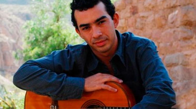Juan Matías adelanta las canciones de Clásicos del folclore