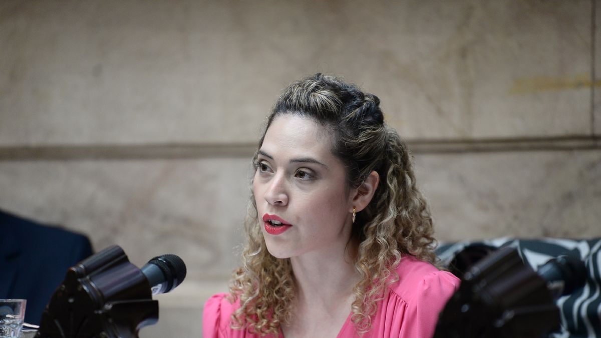 Hitler también tenía buena imagen: la polémica comparación de Lourdes ...