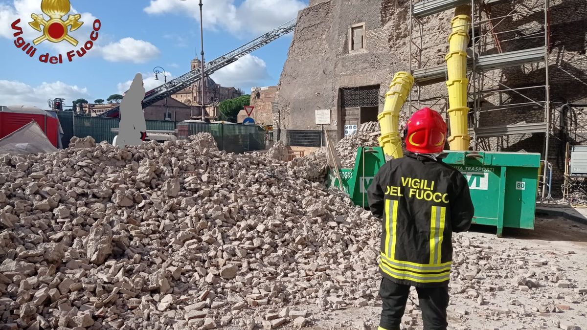 Derrumbe y preocupación en Roma: parte de la Torre dei Conti colapsó ...
