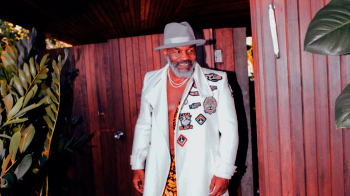 Mike Tyson decora el jardín de su casa inspirado en el pasado