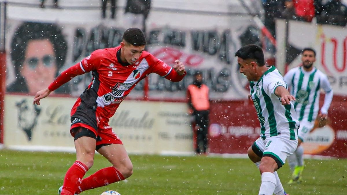 Bajo la nieve, Deportivo Maipú perdió 1-0 ante San Miguel en el debut ...