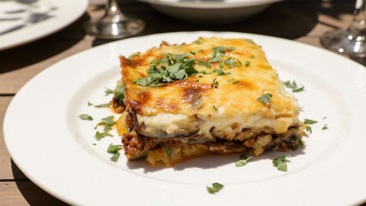 Prepara la mejor receta a de musaka con berenjena en pocos pasos