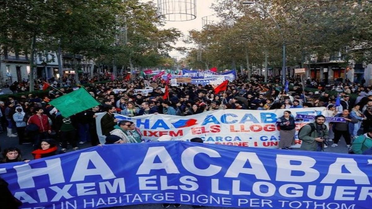 Se acabó, bajemos los alquileres: la masiva protesta en Barcelona para ...