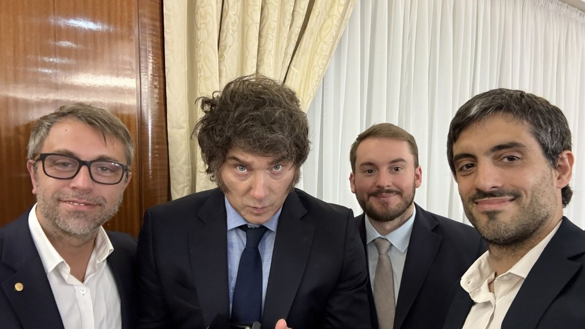 Tres funcionarios clave de Caputo tendrán un programa en Carajo, el ...