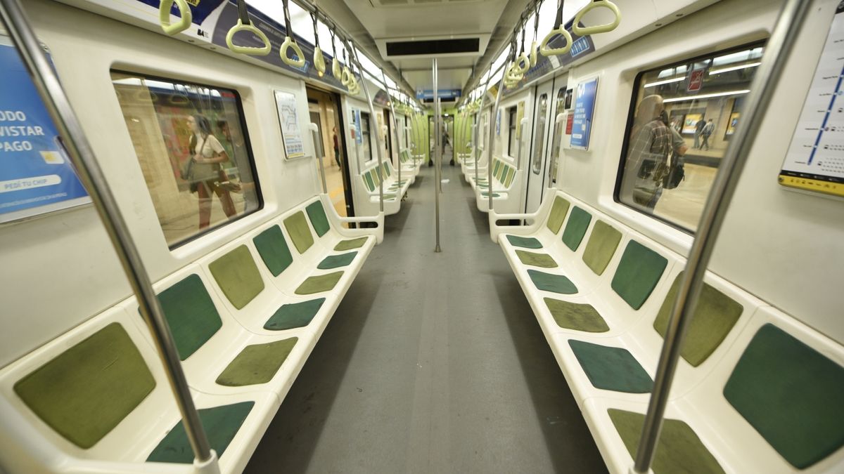 Caos en Constitución: paro en la línea C del subte y largas filas para ...
