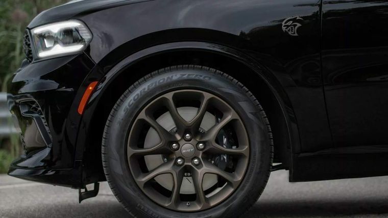 El SUV de Dodge que presentó una opción deportiva con más de 700 HP