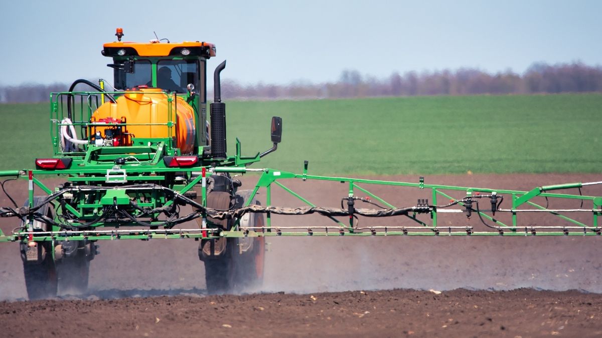 Prohíben el uso de un agroquímico clave para la industria de los cultivos