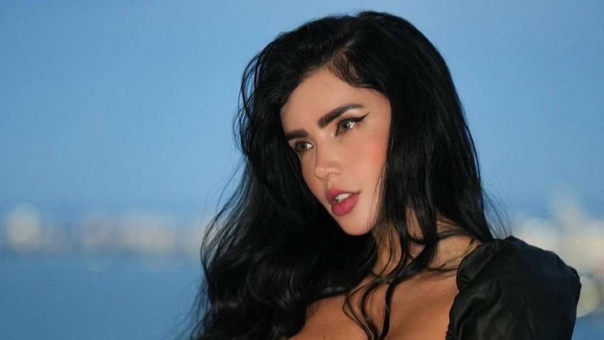 La modelo venezolana de fitness Ariana James eleva la temperatura con ...