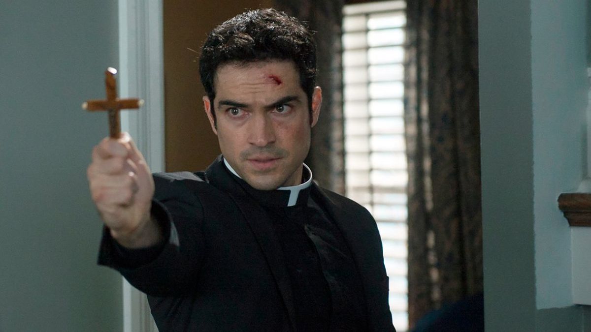 Espeluznante trailer de la segunda temporada de la serie El exorcista