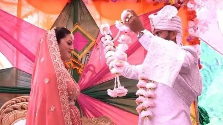 El matrimonio de dos hermanos con una mujer que desató un debate sobre la poliandria en India