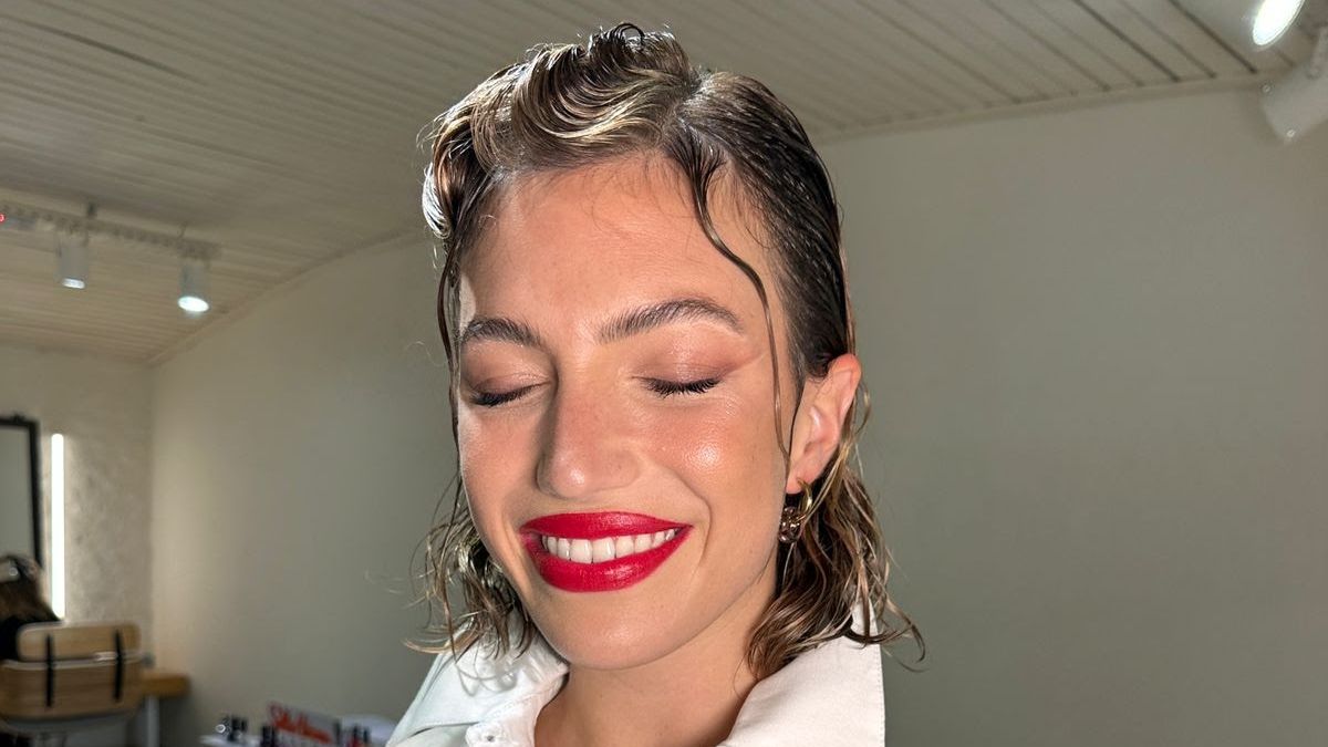 Stefi Roitman se suma a la tendencia del Wet look y subió fotos impactantes